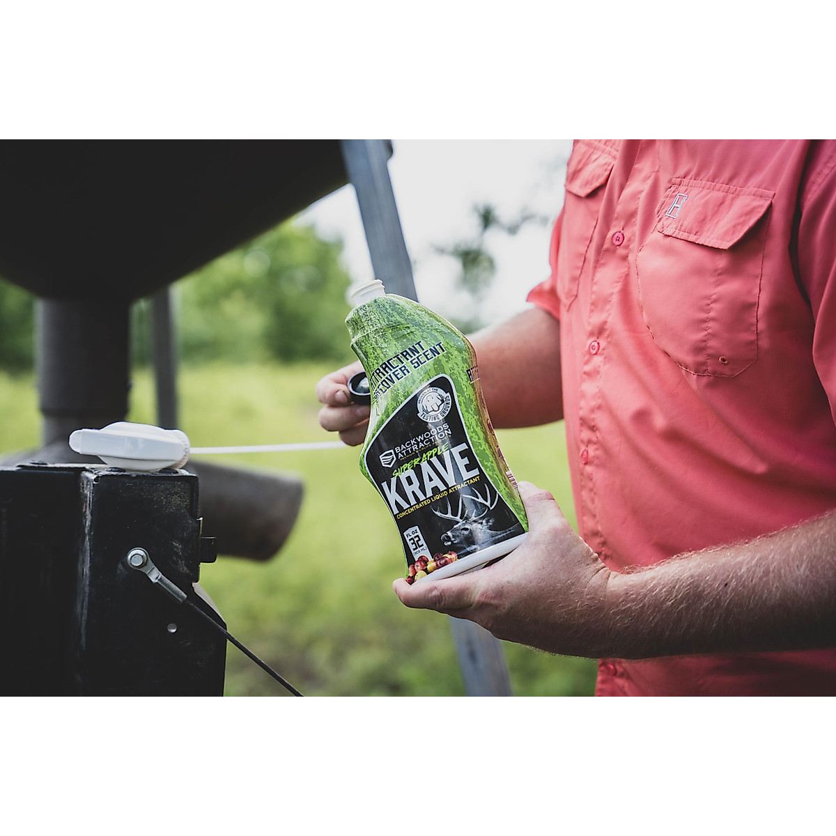 BACKWOODS ATTRACTION Super Apple Krave 32oz. - Concentrated Liquid Attractant or Cover Scent