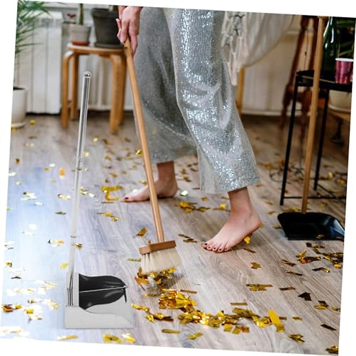 Levemolo Stainless Steel Trash Shovel Industrial Dust Pan Outdoor Dust Pan Sweeping Dustpan Cleaning Dust Pan Kitchen Dustpan Trash Cleaning Garbage Dustpan Stand up Dustpan Handheld Silver
