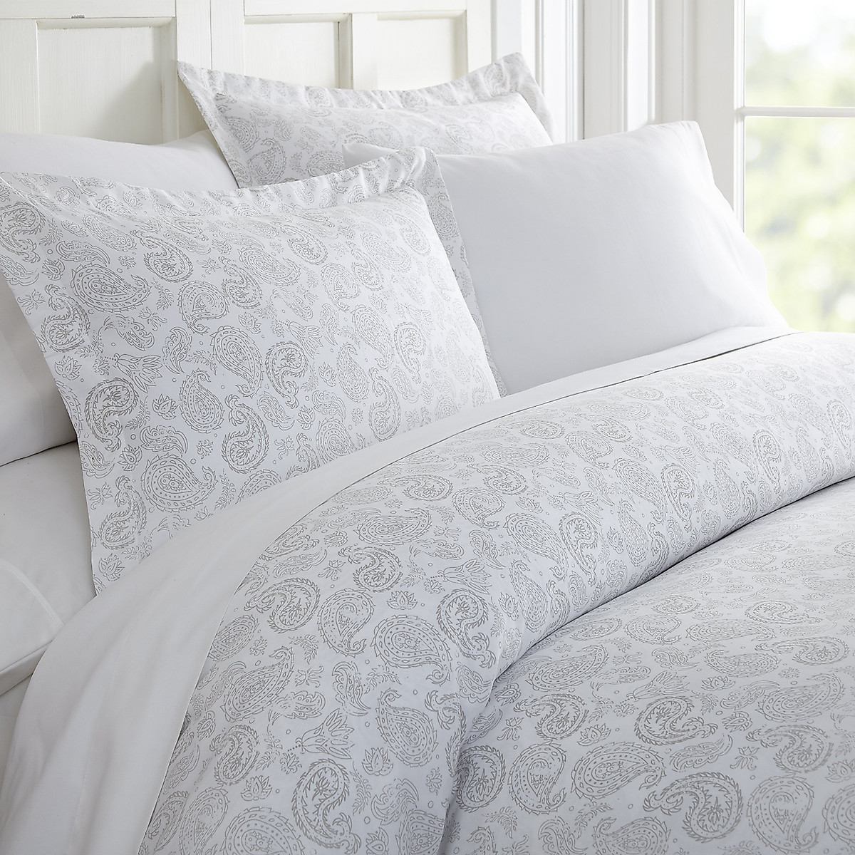 IENJOY HOME Patterned Duvet Cover Set, King, Coarse Paisley Light Gray