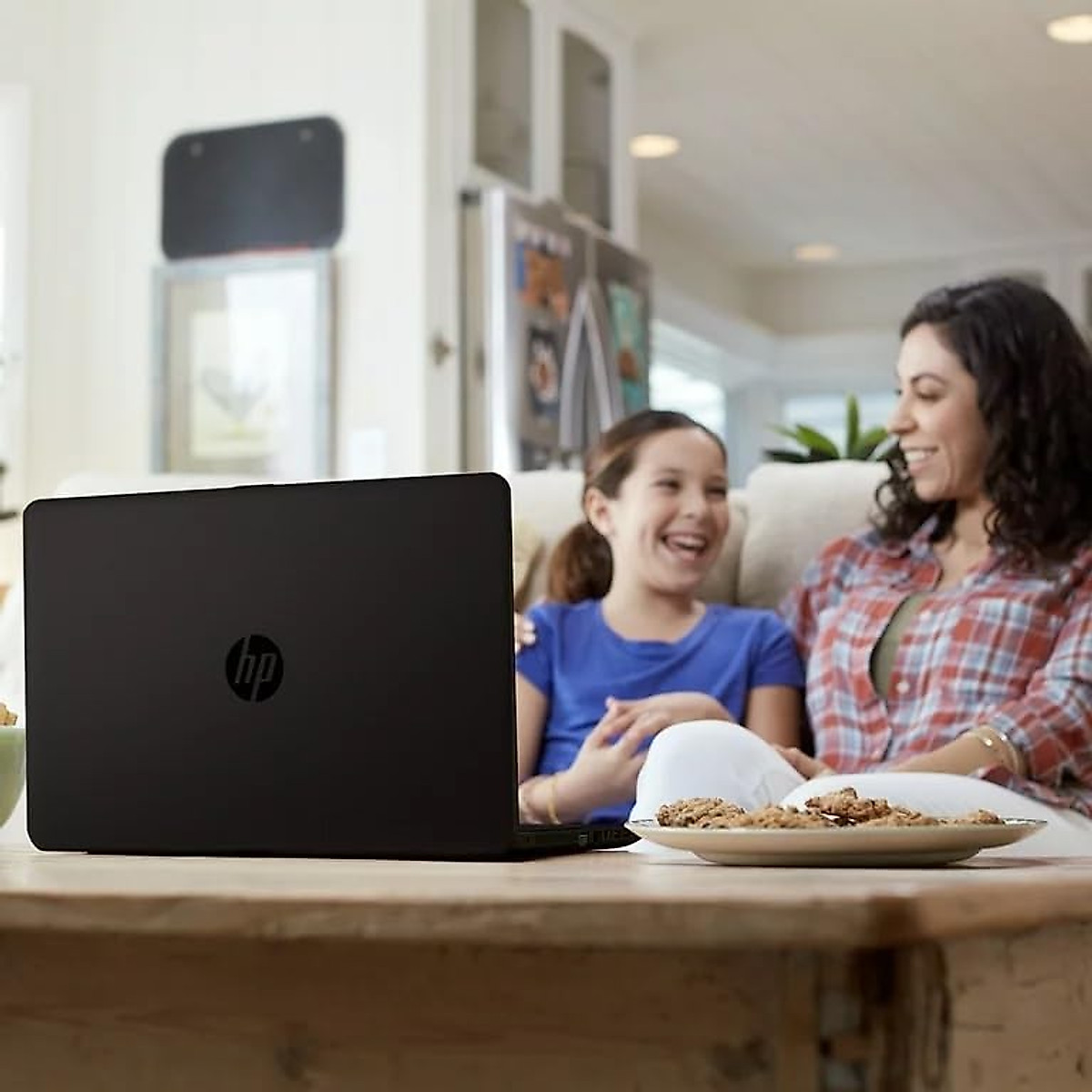 HP 14-Inch Laptop, 10th Gen Intel Core i3-1005G1, 4 GB SDRAM, 128 GB Solid-State Drive, Windows 10 Home in S Mode Black (Renewed)