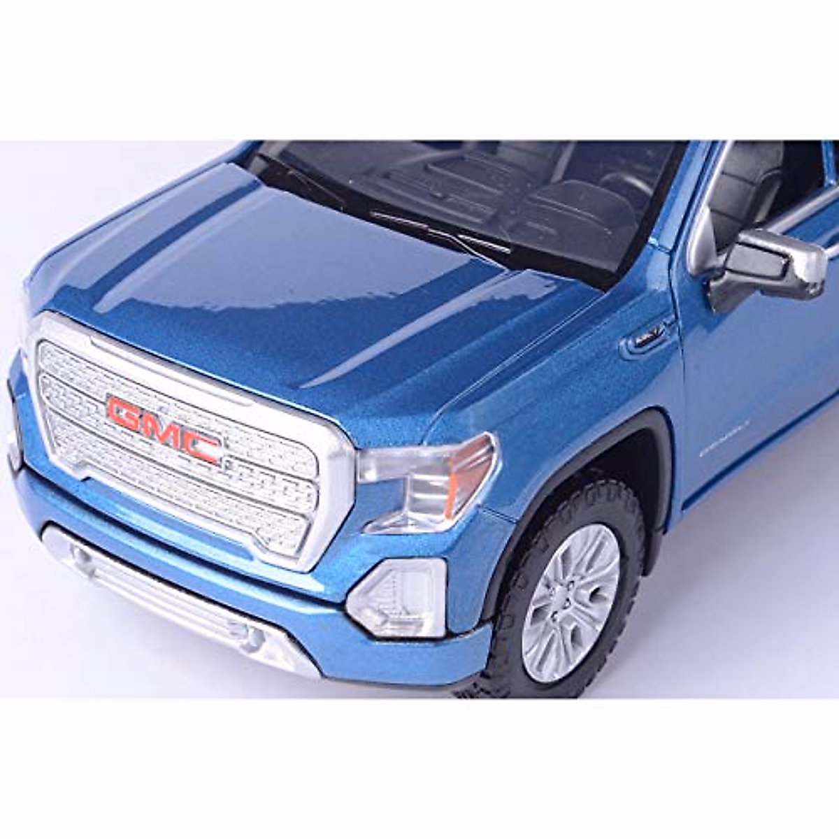 2019 GMC Sierra 1500 Denali Crew Cab - Blue 1:24-1:27 Scale Diecast Model by Motormax 79362