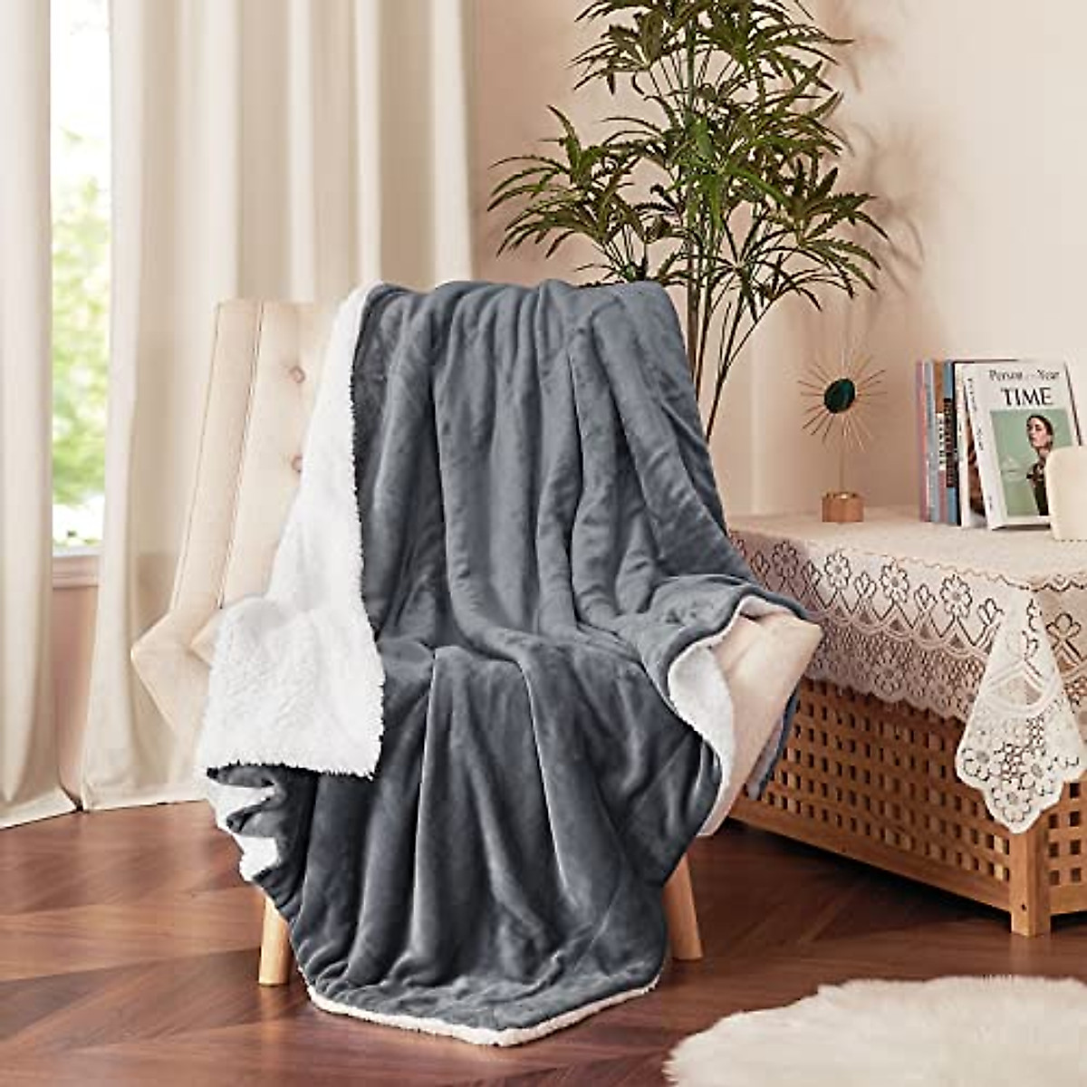 NICETOWN Weighted Blanket Sherpa Throw Blanket for Couch, Dual Sided Warm Thick Blankets and Throws for Baby Super Soft Cozy Fuzzy Travel Picnic Blanket for All Seasons (50"x 60", Dark Grey)