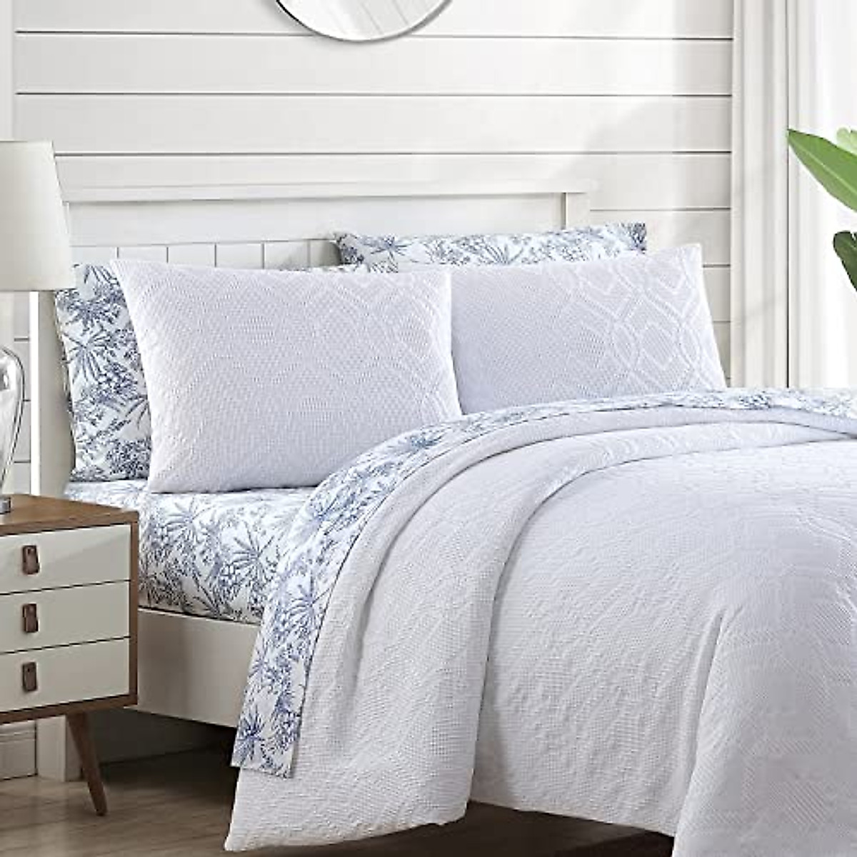 Tommy Bahama | Waffle Collection | Comforter Set Cotton Bedding in a Reversible Waffle Weave Texture, King, White,USHSA51166596,3