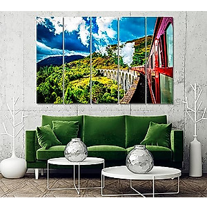 Glenfinnan Railway Viaduct in Scotland Canvas Print 1 Panel / 36x24 inches