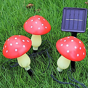 AUSAYE Solar Mushroom Lights, Garden Outdoor Decor Stuff, 8 Modes Waterproof Mushroom Night Light for Garden Pathway Landscape Yard Easter Pathway Halloween Xmas Decorations 3 Mushrooms Red