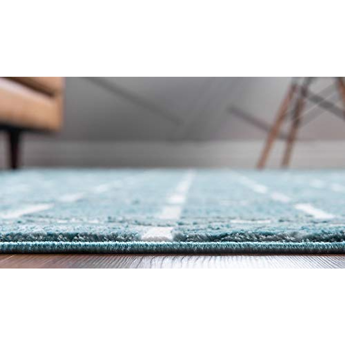 Rugs.com Lattice Trellis Collection Rug – 8 Ft Round Blue Low-Pile Rug Perfect for Kitchens, Dining Rooms