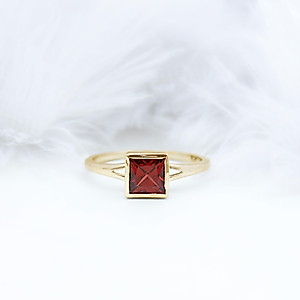 Rosec Jewels Natural Garnet Promise Ring for Women, AAA Quality, 6mm Princess Cut Garnet January Birthstone Ring - Ready To Gift, 14K Yellow Gold, Size:US 9.00