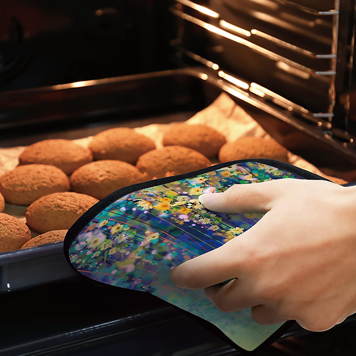 Abstract Floral Watercolor Painting Pot Holders Set of 2 Kitchen Heat Resistant Potholder for Microwave Cooking Baking Oven End Dishes and BBQ