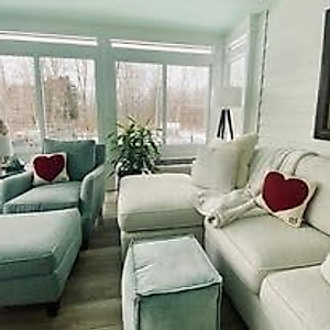 Chandler 4 Corners Artist-Designed Red Heart Hand-Hooked Wool Decorative Throw Pillow (14” x 14”) Valentine's Day Pillow for Couches & Beds - Low Maintenance - Pillow for Anniversary & Weddings