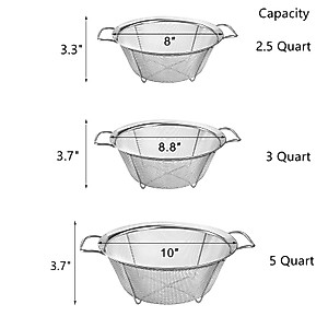 Dicunoy Set of 3 Strainers and Colanders, Stainless Steel Mesh Strainer Basket with Handle, Stackable Mesh Footed Colander for Rinse Food, Fruit, Vegetable, Strain, Drain (2.5/3/5 Quart)