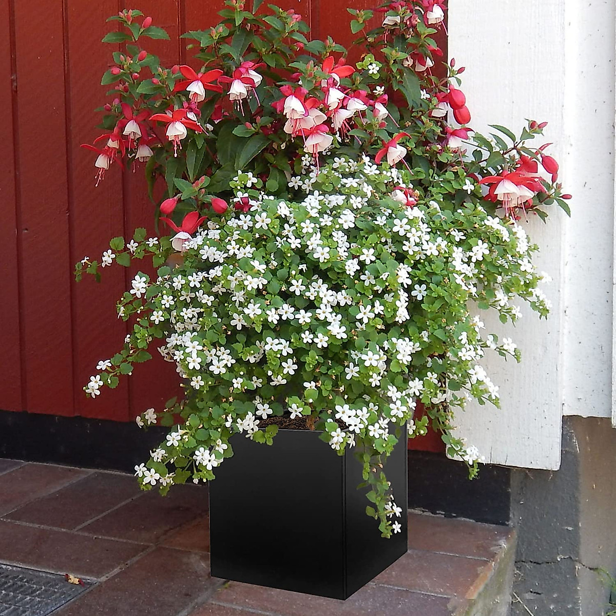 Galvanized Steel Planter Box Black Metal Planter Large Square Indoor Outdoor Planters Cube Steel Heavy Duty Flower Pot 20Inch Powder Coating Modern Commercial Residential for Patio, Deck, Yard, Garden