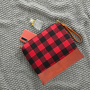 Auony Buffalo Plaid Wristlet Wallet Clutch Bag Phone Purse Handbag with Leather Wrist Strap for Christmas Birthday Gift