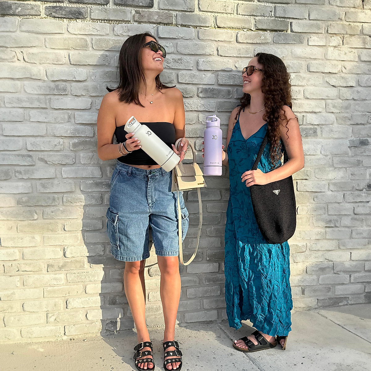 BackBook 32 oz Insulated Sports Water Bottle With 8 oz Storage Compartment, Double Wall Leak Proof Stainless Steel Bottle With 2 Lids for Sports and Travel, Cold and Hot Drinks, BPA-Free - Green