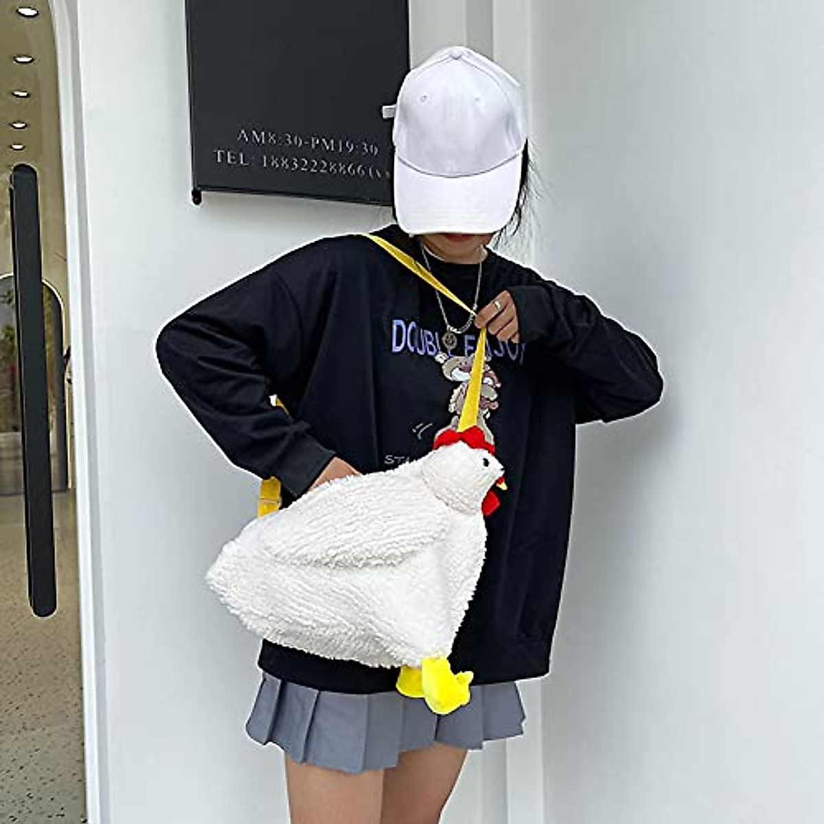 BMTLFG Fluffy Bag, Fluffy Shoulder Bag, Chicken Purse, Plush Crossbody Bags for Women, Animal Shaped Bag, Hen Shape Plush Autumn Winter,White