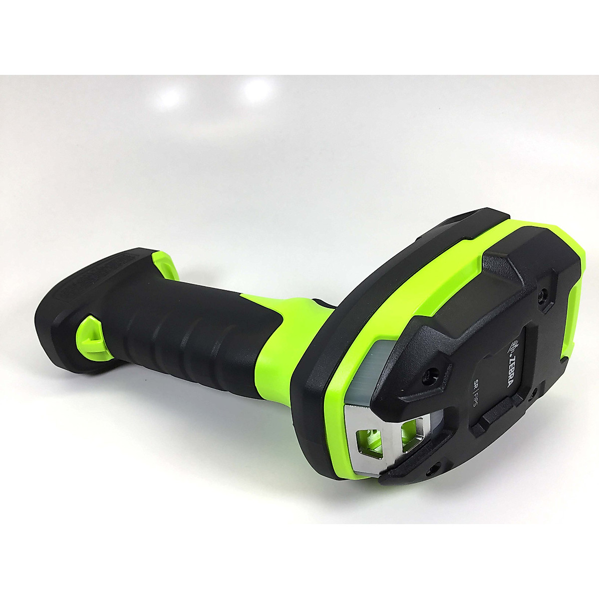 Zebra LI3678-SR Ultra-Rugged Cordless 1D Barcode Scanner/Linear Imager Kit, FIPS, Vibration Motor, Includes Cradle, Power Supply and USB Cord