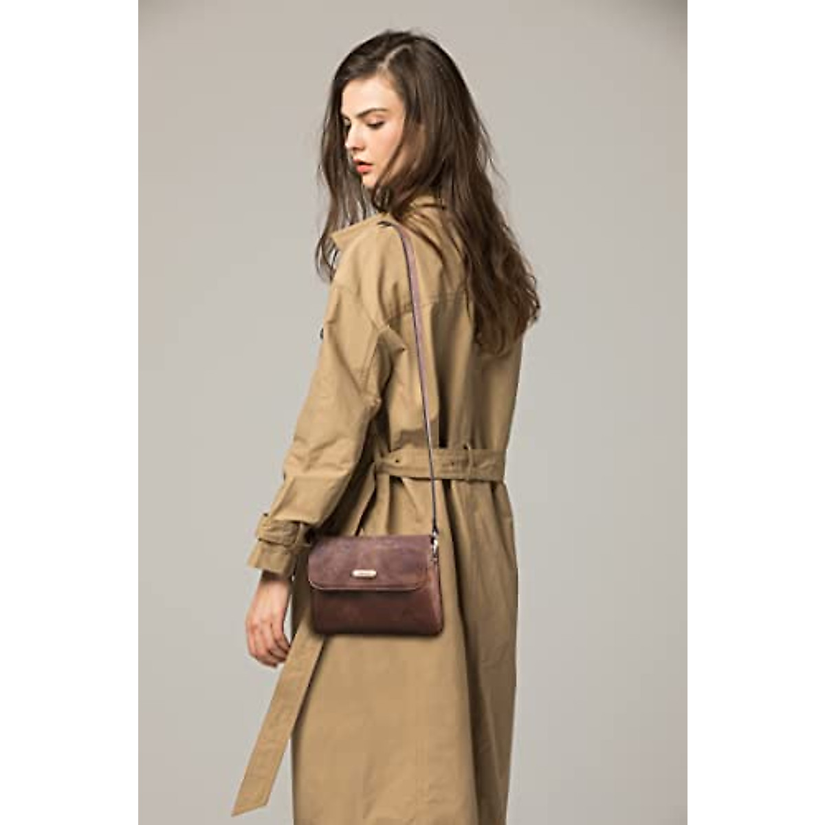 CHOLISS Leather Small Crossbody Bags for Women Designer Cell Phone Bag Wallet Purses Adjustable Strap