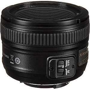 Nikon AF-S NIKKOR 50mm f/1.8G Lens + Acessory Bundle and Cleaning Kit