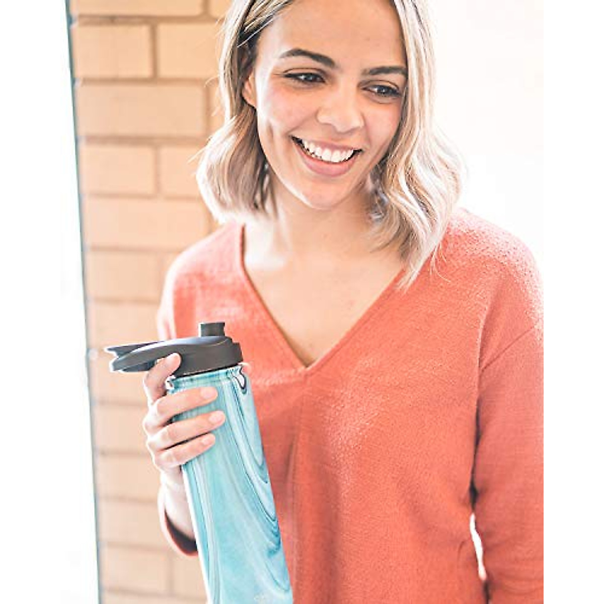 Simple Modern Chug Sports Lid - Fits All Summit and Hydro Flask Wide Mouth Water Bottle Sizes - Leak Proof Handle Cap for 10, 12, 14, 16, 18, 20, 22, 24, 32, 40, 64 & 84 oz Blush