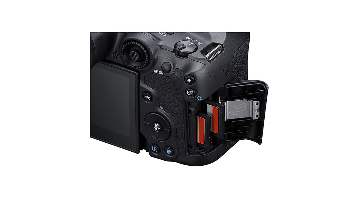 Canon EOS R7 Mirrorless Camera Kit with 18-150mm Lens & Accessories