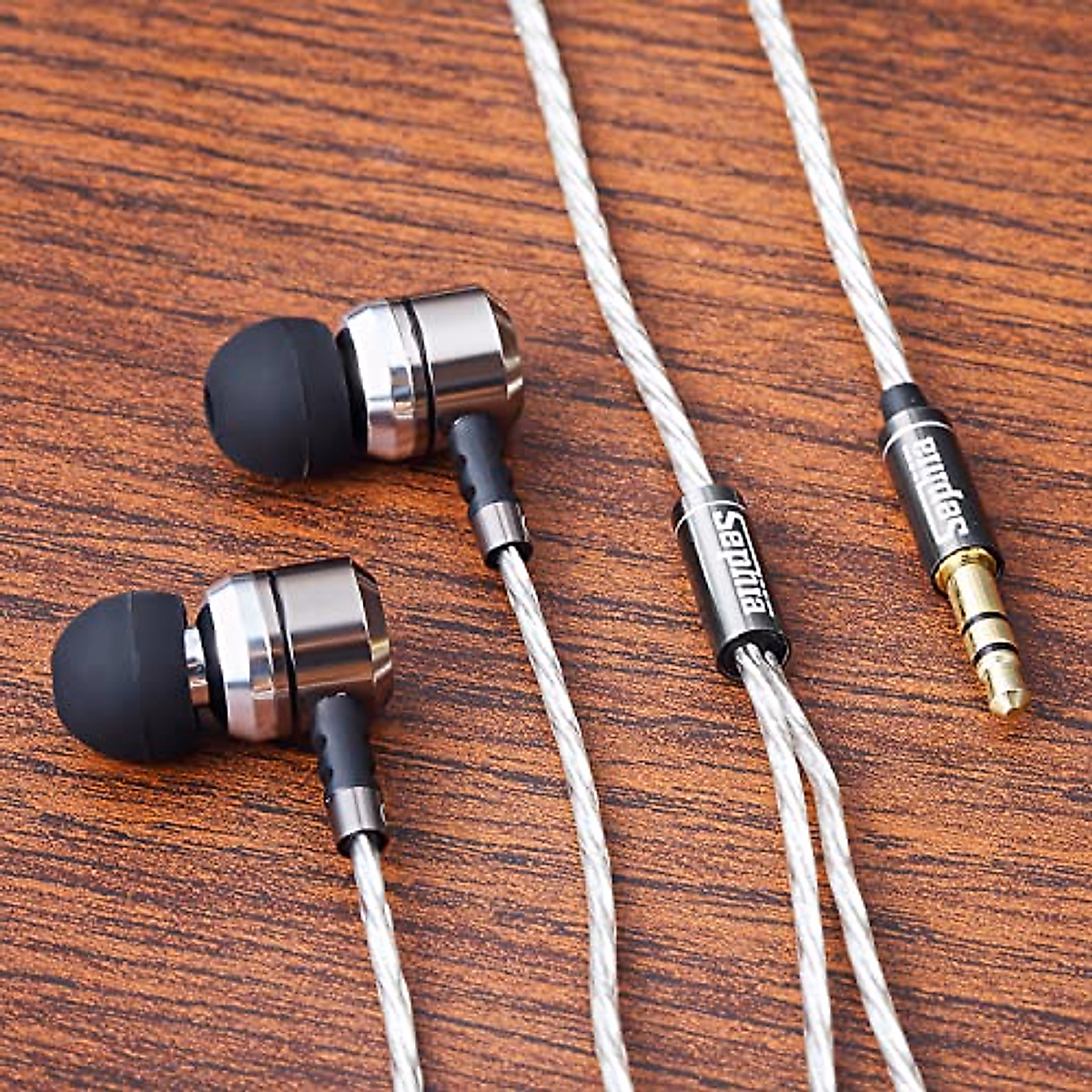 sephia SP3060 Earbuds Wired in Ear Headphones with Tangle-Free Cord Noise Isolating Earphones Deep Bass Case Ear Buds 3.5 mm Jack Plug
