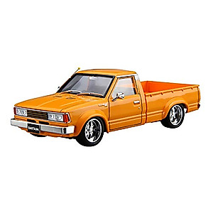Aoshima 1/24 Scale Kit 58404 720 Truck Custom '82 - Plastic Model Building Kit # 58404