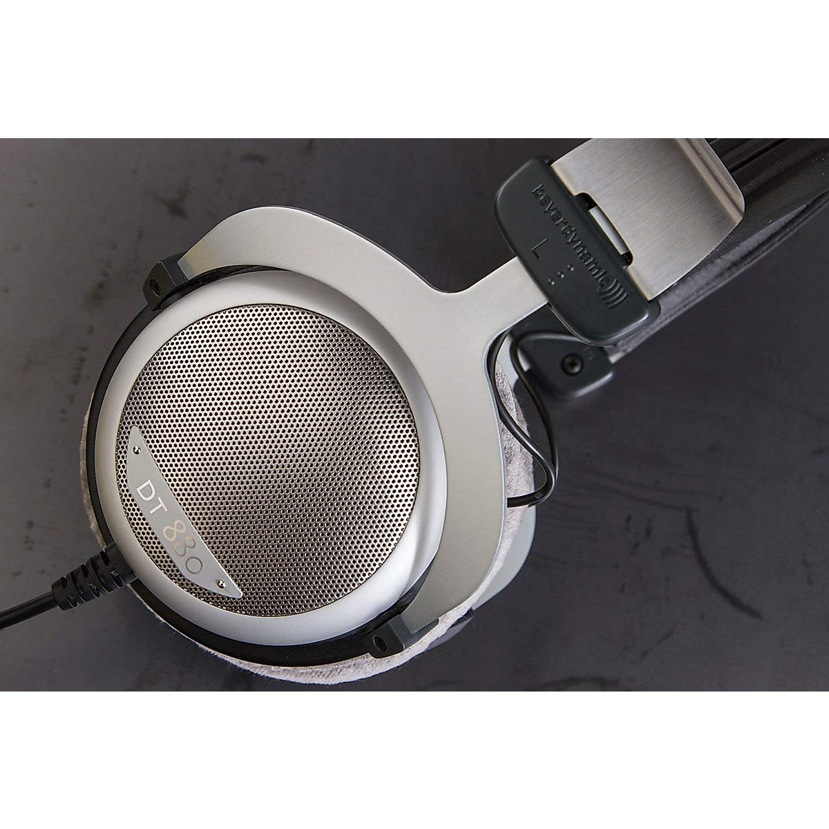 beyerdynamic DT 880 Premium Edition 32 Ohm Over-Ear-Stereo Headphones. Semi-Open Design, Wired, high-end, for Tablet and Smartphone