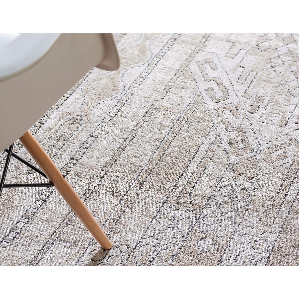 Rugs.com Oregon Collection Rug – 4 Ft Square Ivory Low-Pile Rug Perfect for Living Rooms, Kitchens, Entryways