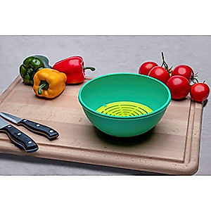 Jokari 2 Qt Self Draining Salad Bowl Set to Keep Fruit and Veggies Fresh and Crisp for Days. Includes Plastic Colander Style Strainer Plate that Nests Inside the Bowl and Tight Sealing Lid