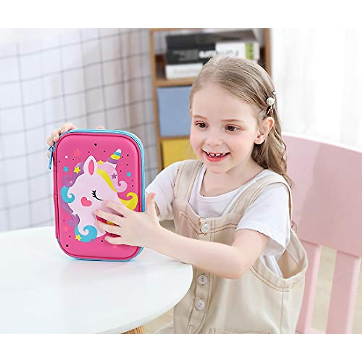 Pencil Case for Girls, 3D Cute EVA Unicorn Pen Pouch Stationery Box Anti-Shock Large Capacity Multi-Compartment for School with 4 unicorn pens