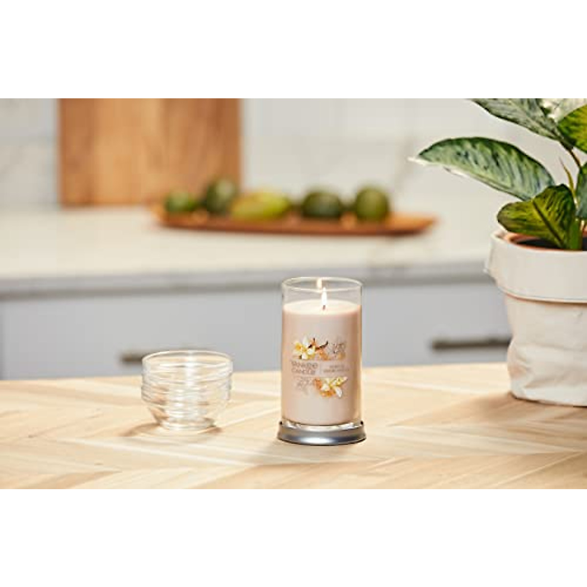 Yankee Candle Vanilla Crème Brûlée Signature Medium Pillar Candle, 14.25oz