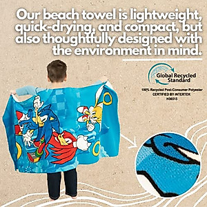 Franco Sonic The Hedgehog Anime Super Soft Lightweight 100% Recycled Bath/Pool/Beach Towel Made from Recycled Plastic Bottles, 58 in x 28 in, (100% Official Licensed Sonic The Hedgehog Product)