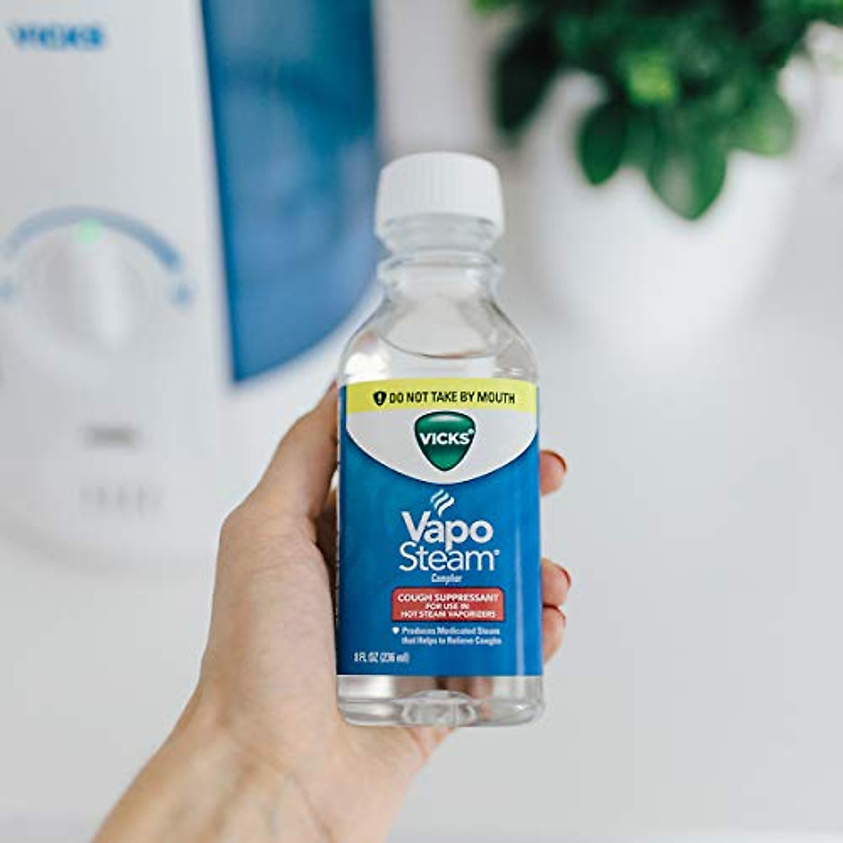 Vicks VapoSteam Medicated Liquid with Camphor, a Cough Suppressant, 8 Oz – VapoSteam Liquid Helps Relieve Coughing, for Use in Vicks Vaporizers and Humidifiers