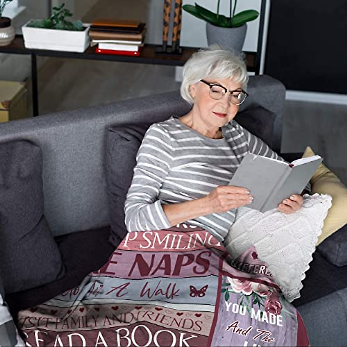 Zolumy Best Retirement Gifts for Women/Men 2023, Happy Retirement Gifts Ideas, Classy Retirement Gift, Funny Farewell Gifts for Coworkers Women, Going Away Gift, Cool Retired Gifts, Blanket 80X60in