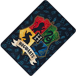 Harry Potter Fleece Throw Blanket - Harry Potter Hogwarts Plush Fleece Throw - Gryffindor Hufflepuff Ravenclaw Slytherin Wizardry Throw Blanket (Harry Potter)