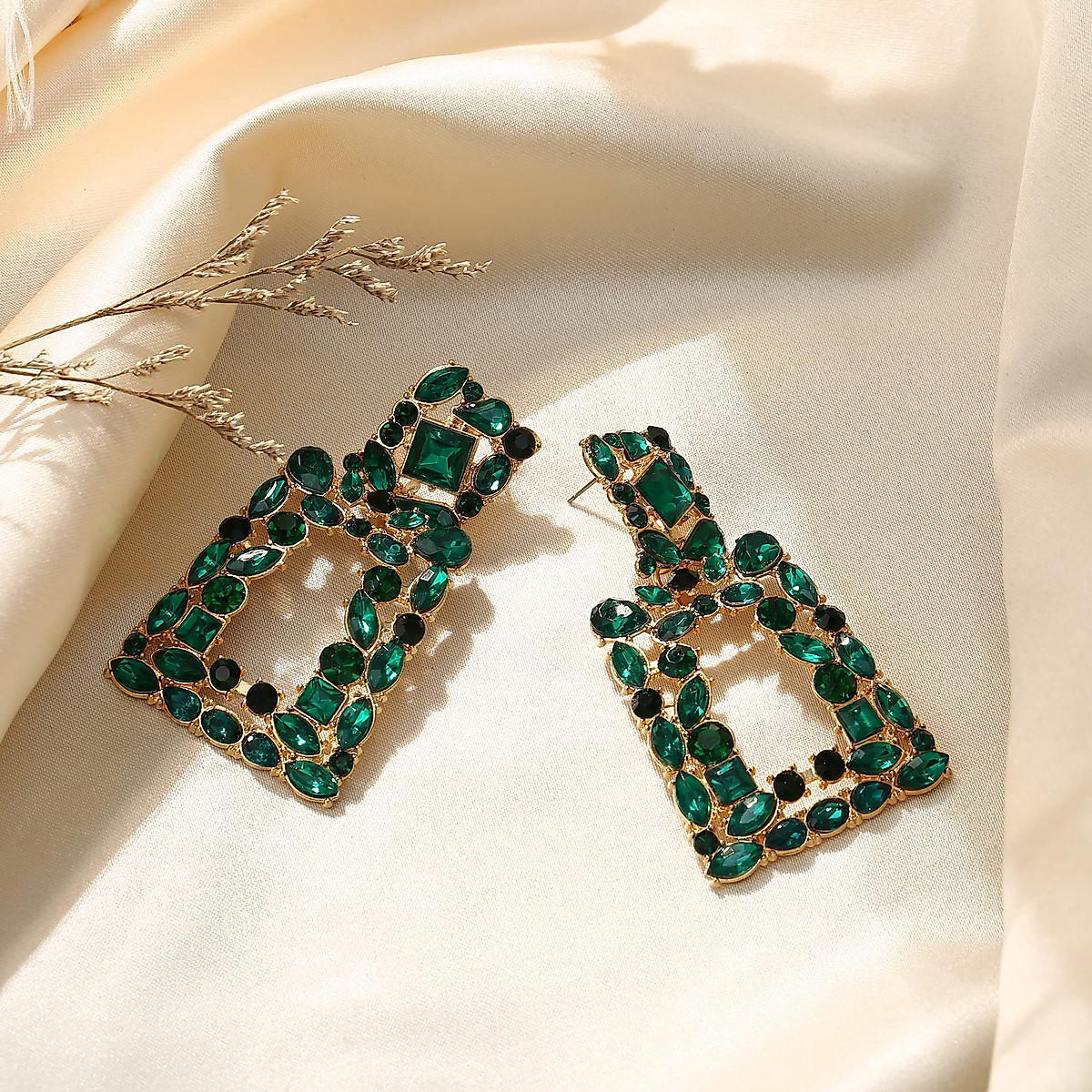 Flyonce Green Earrings for Women, Emerald Green Rhinestone Wedding Party Costume Statement Rectangle Dangle Geometric Earrings Gold-Tone