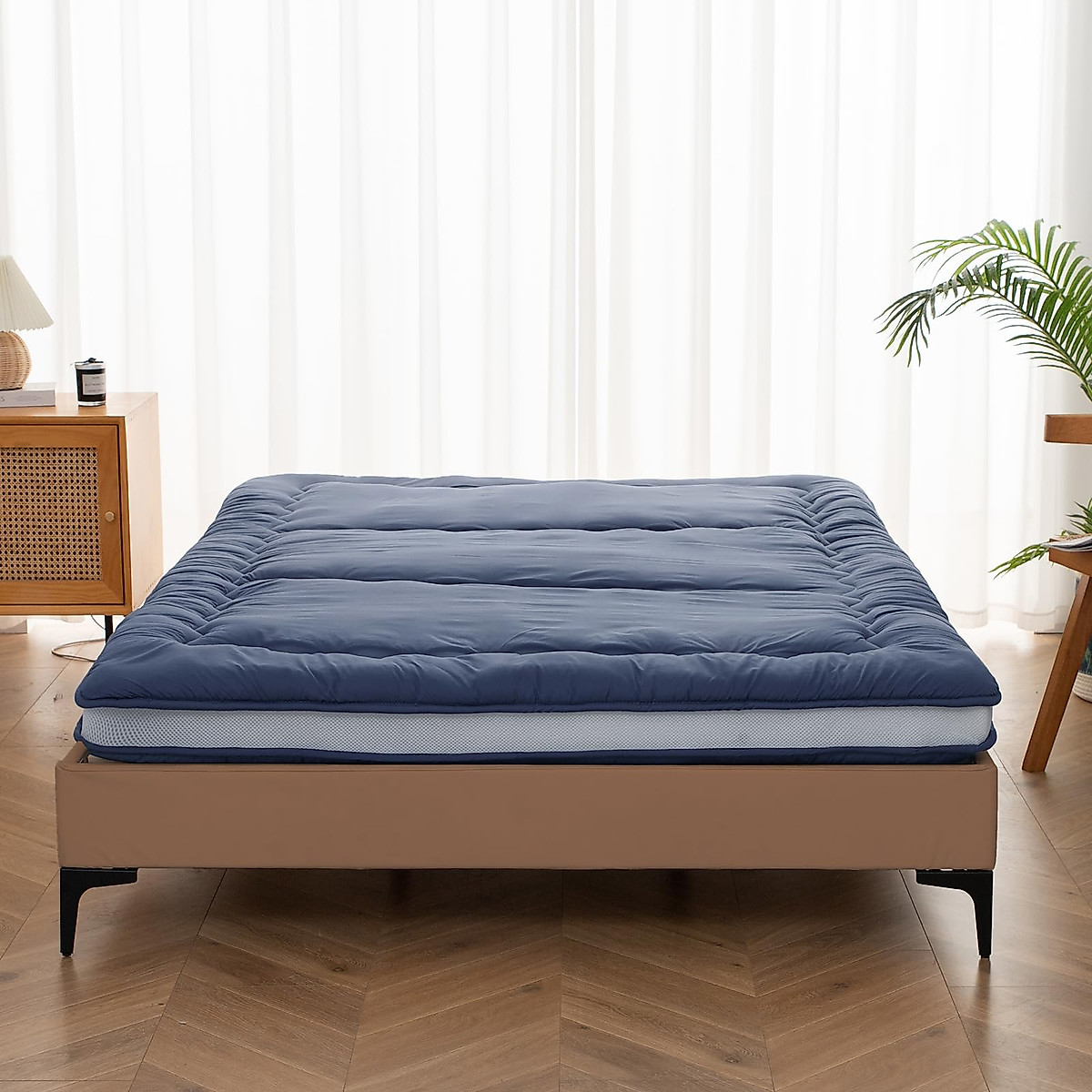 Syalife Japanese Futon Mattress Floor Mattress, 4" Thicken Roll Up Tatami Mat, Foldable & Portable Floor Bed Sleeping Pad, Traditional Shiki Futon (shikibuton), Design by Japan (Navy Blue, 54 * 80)