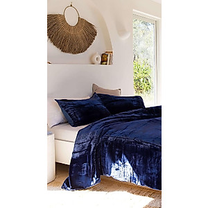 DecorAvenue Ultra-Luxe Solid Velvet Duvet Cover, Boho Bedding UO Comforter Bedding Donna Cover,3 Pc Duvet Set, Velvet Bedding Set (Royal Blue,Over Size 120" x 120")