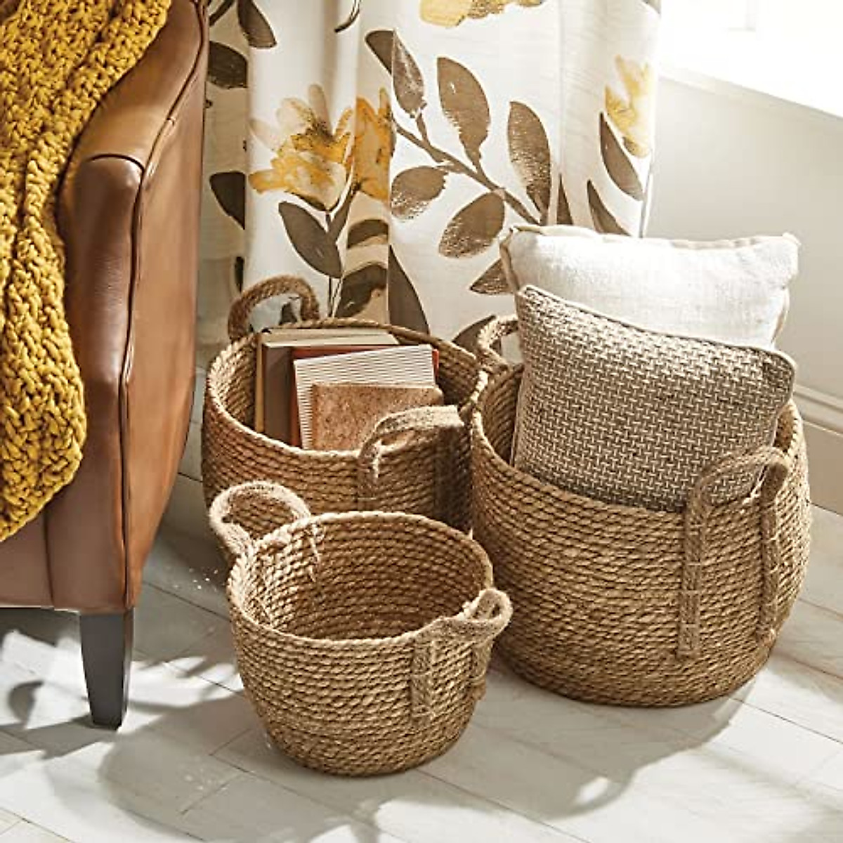 mDesign Round Braided Seagrass Woven Storage Basket with Jute Handles - Rope Weave Circle-Shaped Basket Bin for Shoe Storage in Entryway, Organizing Playroom Toys, and Laundry - Set of 3 - Natural