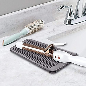 Ryke Kukkri Hair Iron Mat & Pouch, Professional Heat Resistant Mat for Flat Iron and Curling Iron, Portable Travel Silicone Hair Straightener Mat and Cover for Hair Styling Tools