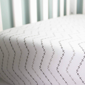 Luvberries - 100% Organic Cotton Fitted Crib Sheets (Set of 2), for Standard Crib and Toddler Mattresses, for Baby and Toddler, Boys & Girls, Unisex (Grey and White)