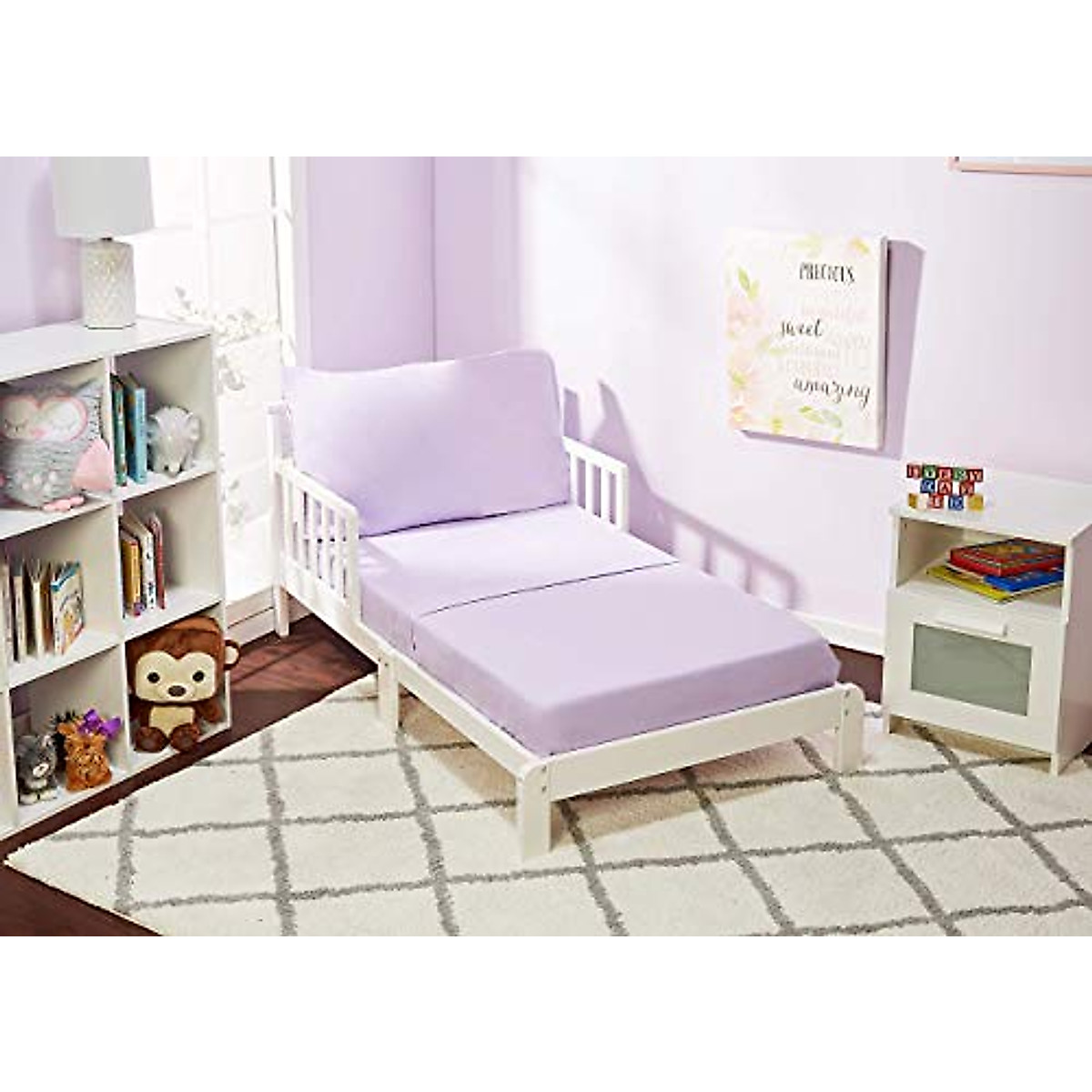 EVERYDAY KIDS 3 Piece Toddler Sheet Set - Soft Breathable Microfiber Toddler Bedding - Includes a Flat Sheet, a Fitted Sheet and a Pillowcase - Solid Purple