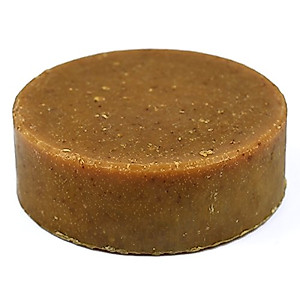 Seattle Sundries | Sweet Honey & Oatmeal Soap for Women & Men - 1 (4oz) Exfoliating All-Natural Bar Soap in a Reusable Travel Tin - Highlander Theme Gift