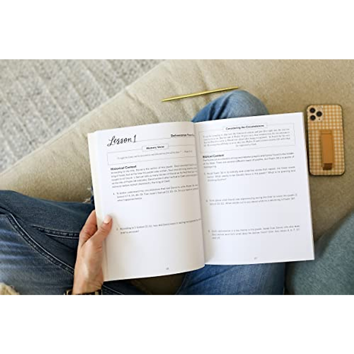 Strength in the Struggle: A Bible Study Workbook for Women on Letting Go of Fear and Anxiety