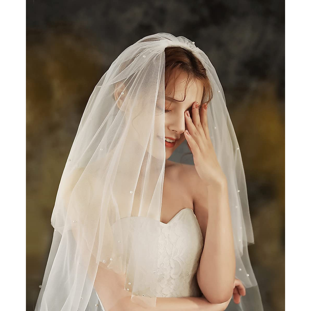 JWICOS 2 Tier Wedding Veil for Brides Short Bridal Tulle Hair Accessories with Comb and Cut Edge Pearl Veil Headband for Bachelorette Wedding Party (White)