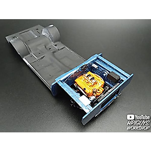 MPC 1970 Dodge Coronet Super Bee 1:25 Scale Model Kit