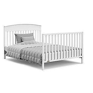 Graco Benton 5-in-1 Convertible Crib (White) – GREENGUARD Gold Certified, Converts from Baby Crib to Toddler Bed, Daybed and Full-Size Bed, Fits Standard Full-Size Crib Mattress