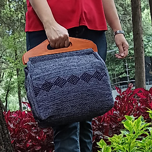 MEXICANDOO Authentic Mexican Handcrafted Woven Handbag for Women or Girls with Wooden Handles. Casual and Lightweight Purse (Black and White)