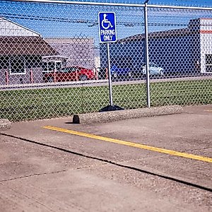US Weight Sign Kit - Post, Scratch-Resistant Weighted Base, and Easy-to-Use Brackets for Signs (Signs Not Included)