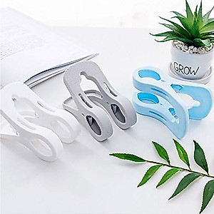 2Pcs Beach Towel Clips, Large Size Windproof Plastic Clips, Bathroom Towel Clips, Quilt Clamps Clothes Pegs for Home Pool Chairs, Laundry, Sunbeds and Sun Loungers (White)