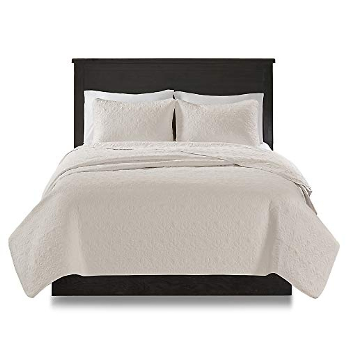 Madison Park Quebec Quilt Set - Luxurious Damask Stitching Design, Cotton Filled Lightweight Coverlet Bedspread Bedding, Shams, Full/Queen(90"x90"), Cream 3 Piece